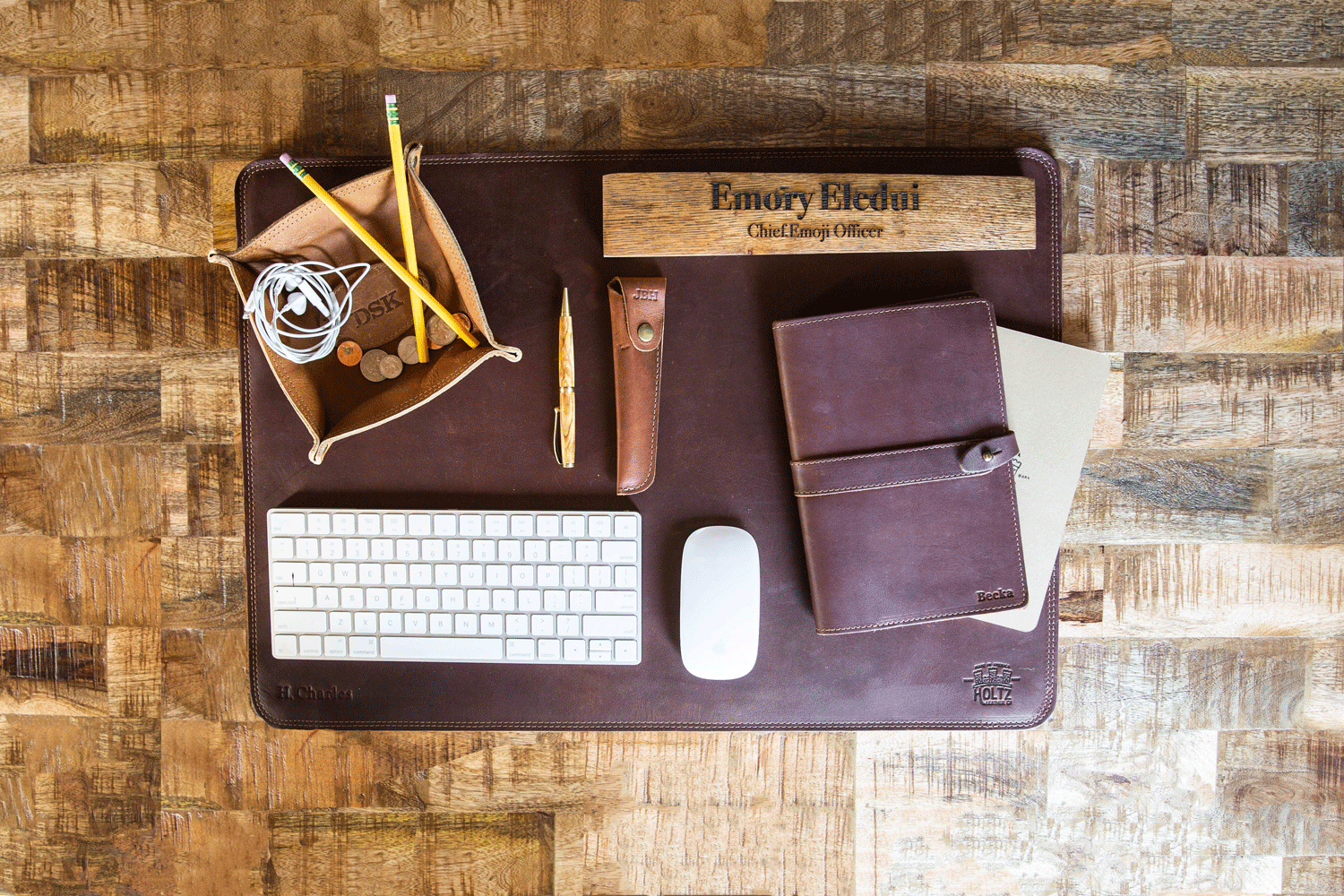 DAY 3Win A Desk Name Plate, Executive Desk Pad, Inventor Journal, Pen ...