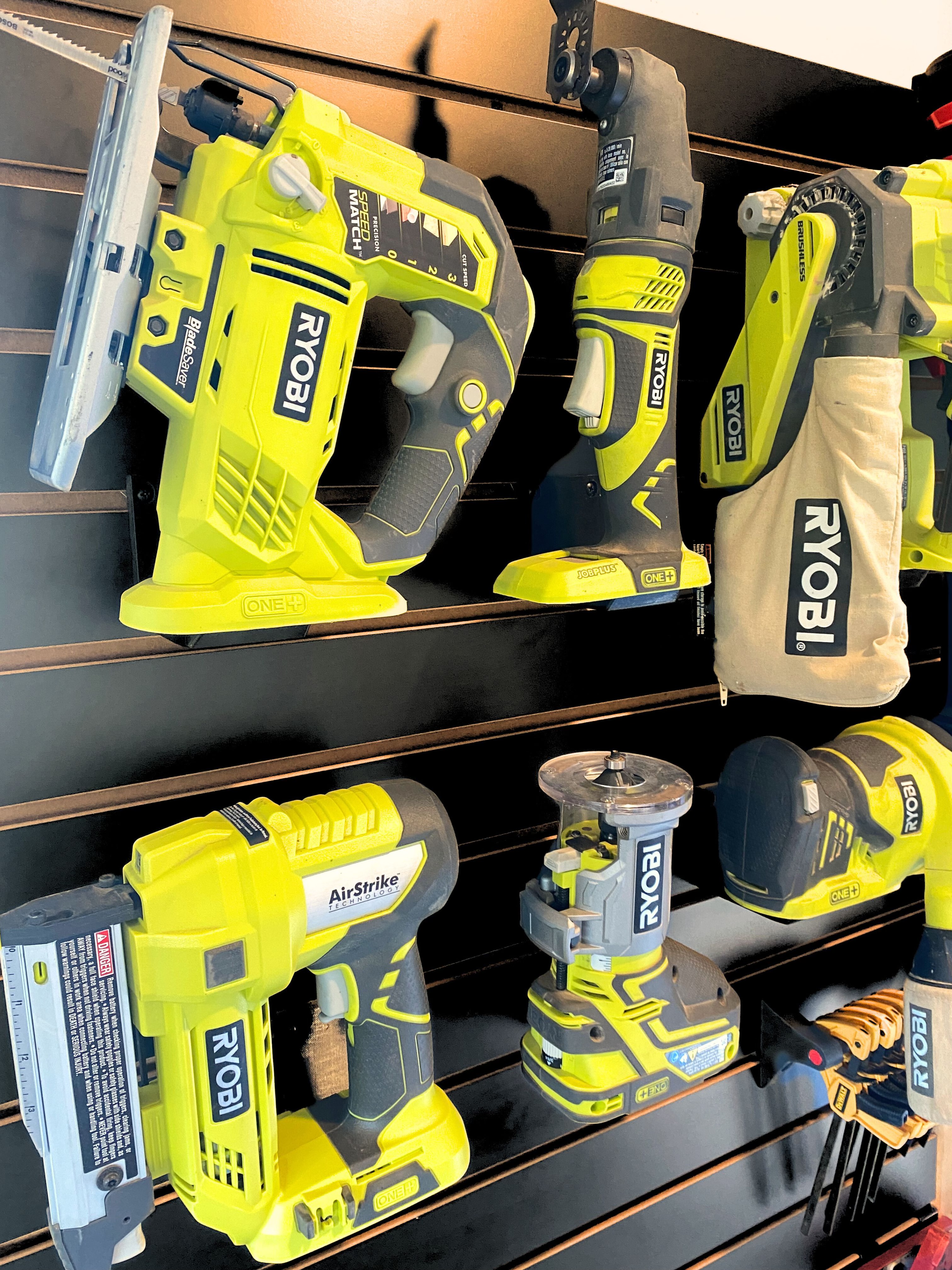 Snap-On Power Tool Wall Mount Collection – The Standard Mount Company