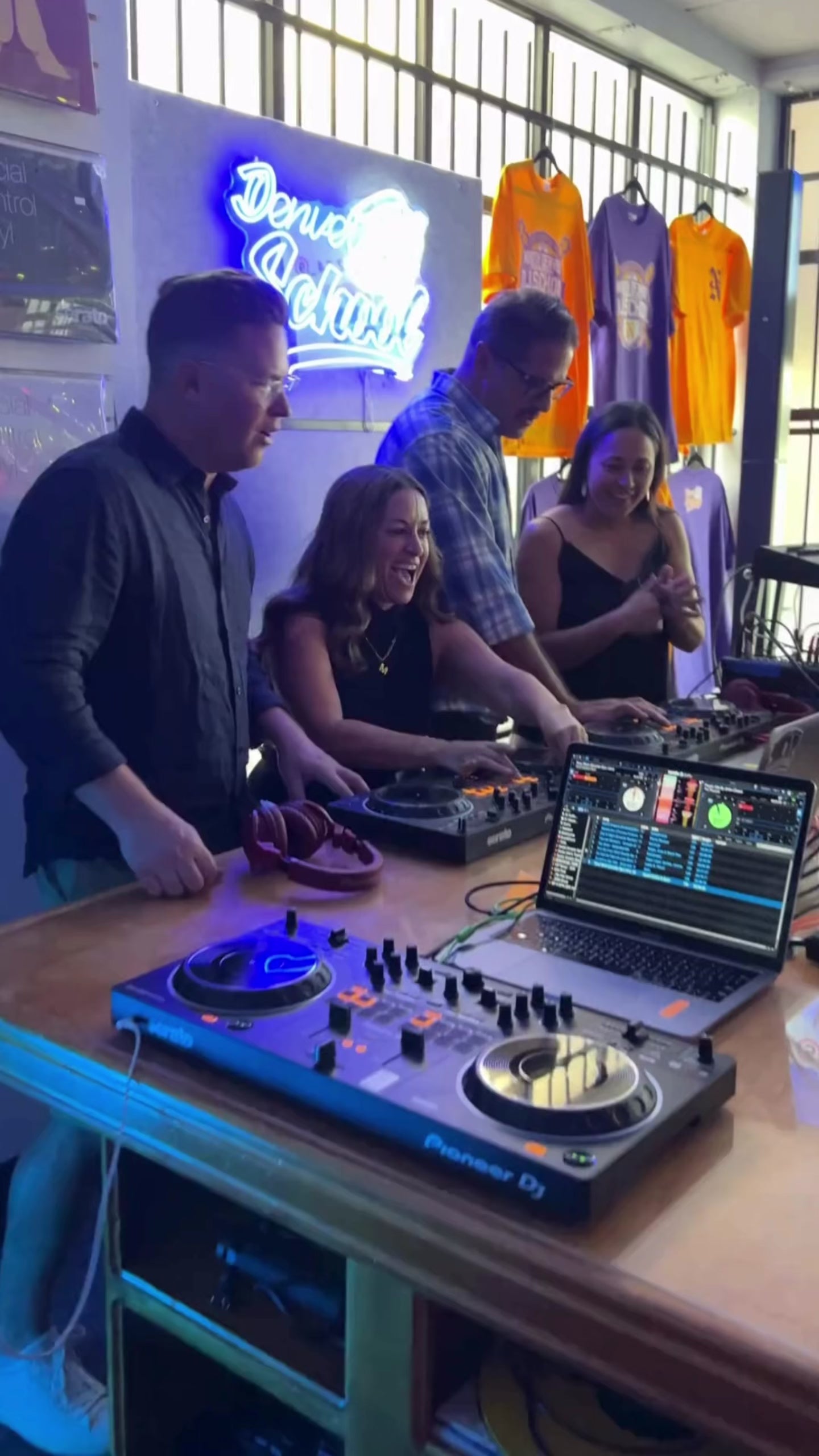 TEACHERS – Denver DJ School