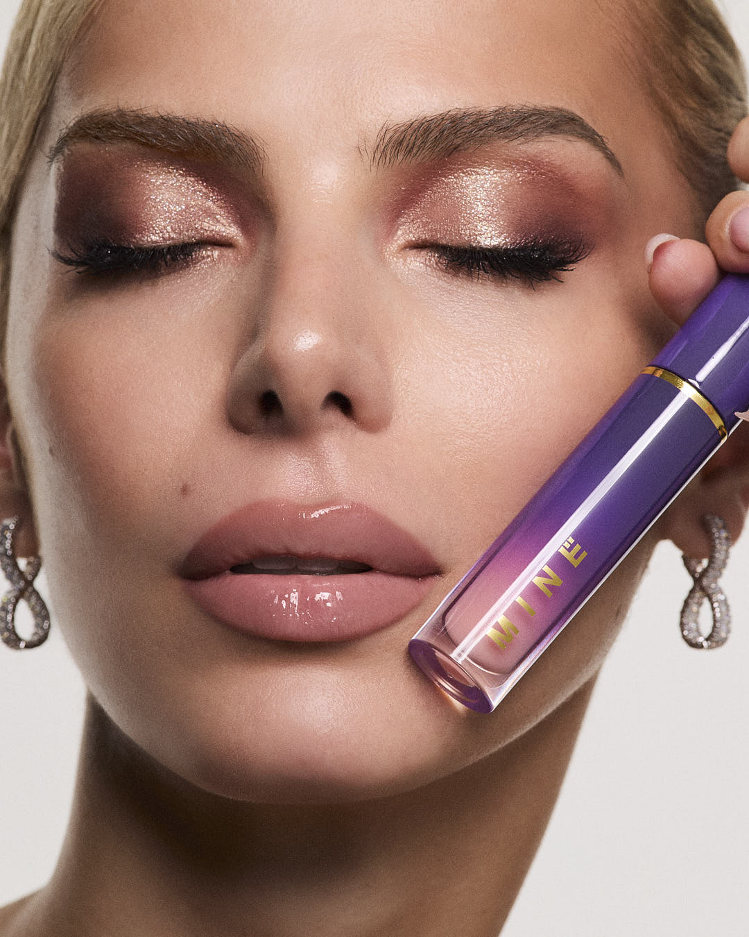 MINË: Makeup for Bold, Authentic Beauty | Mine Your Beauty