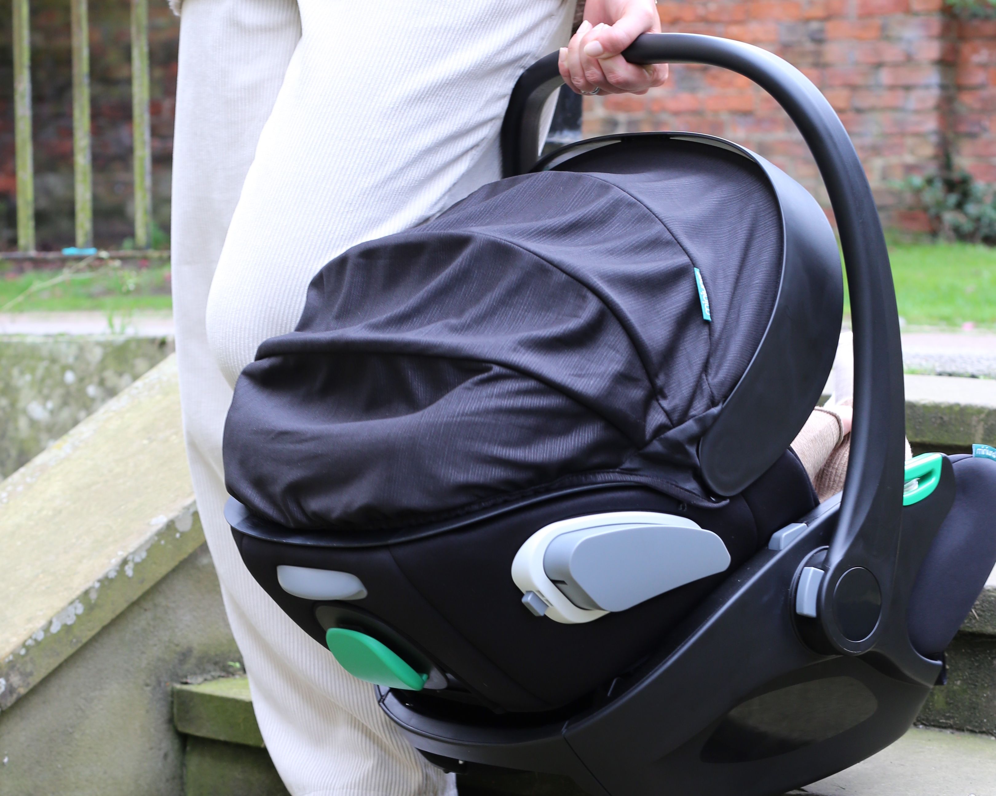 Miniuno Opening Soon