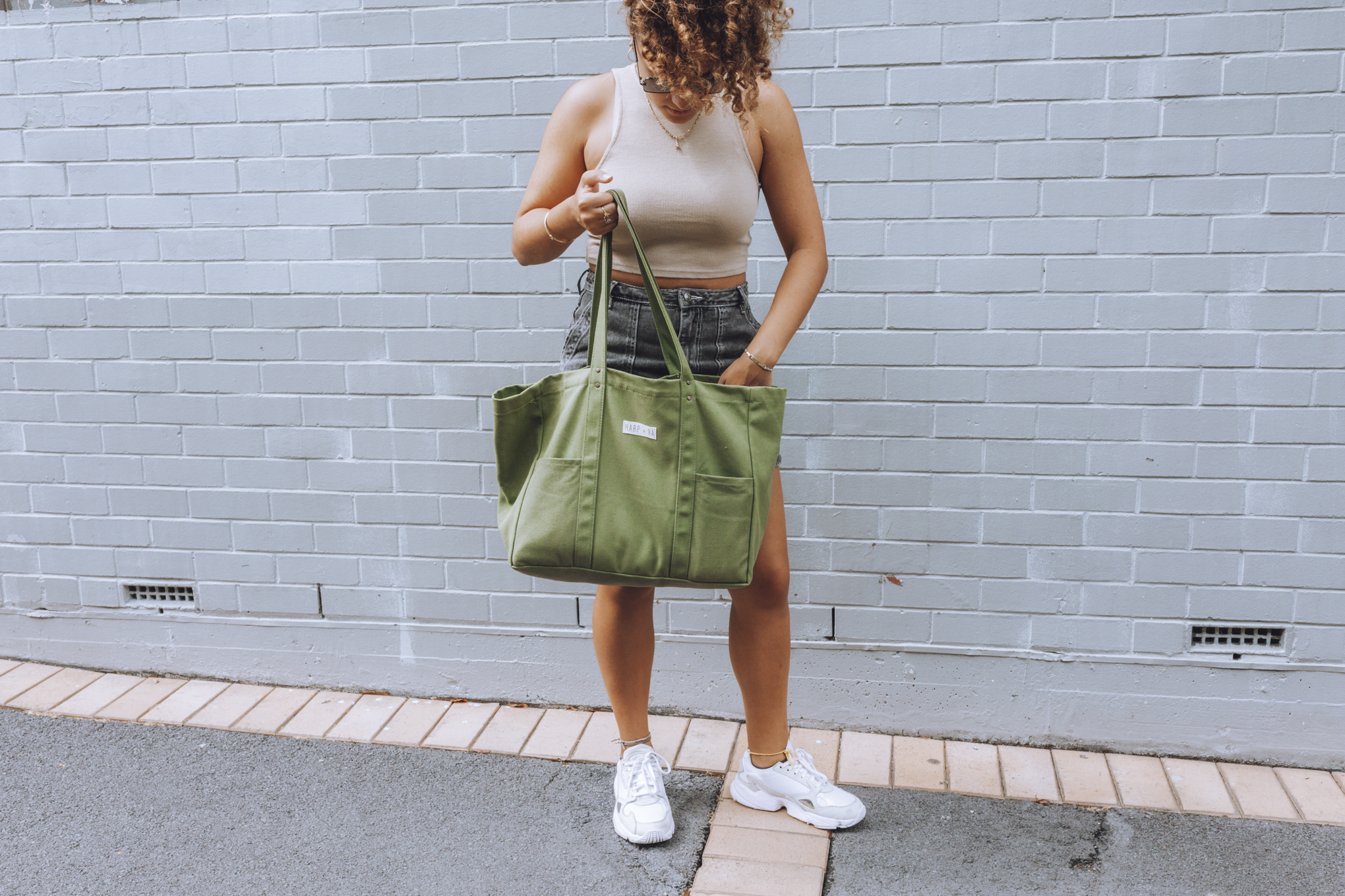 Raven Black Large Tote – Harp + Ra