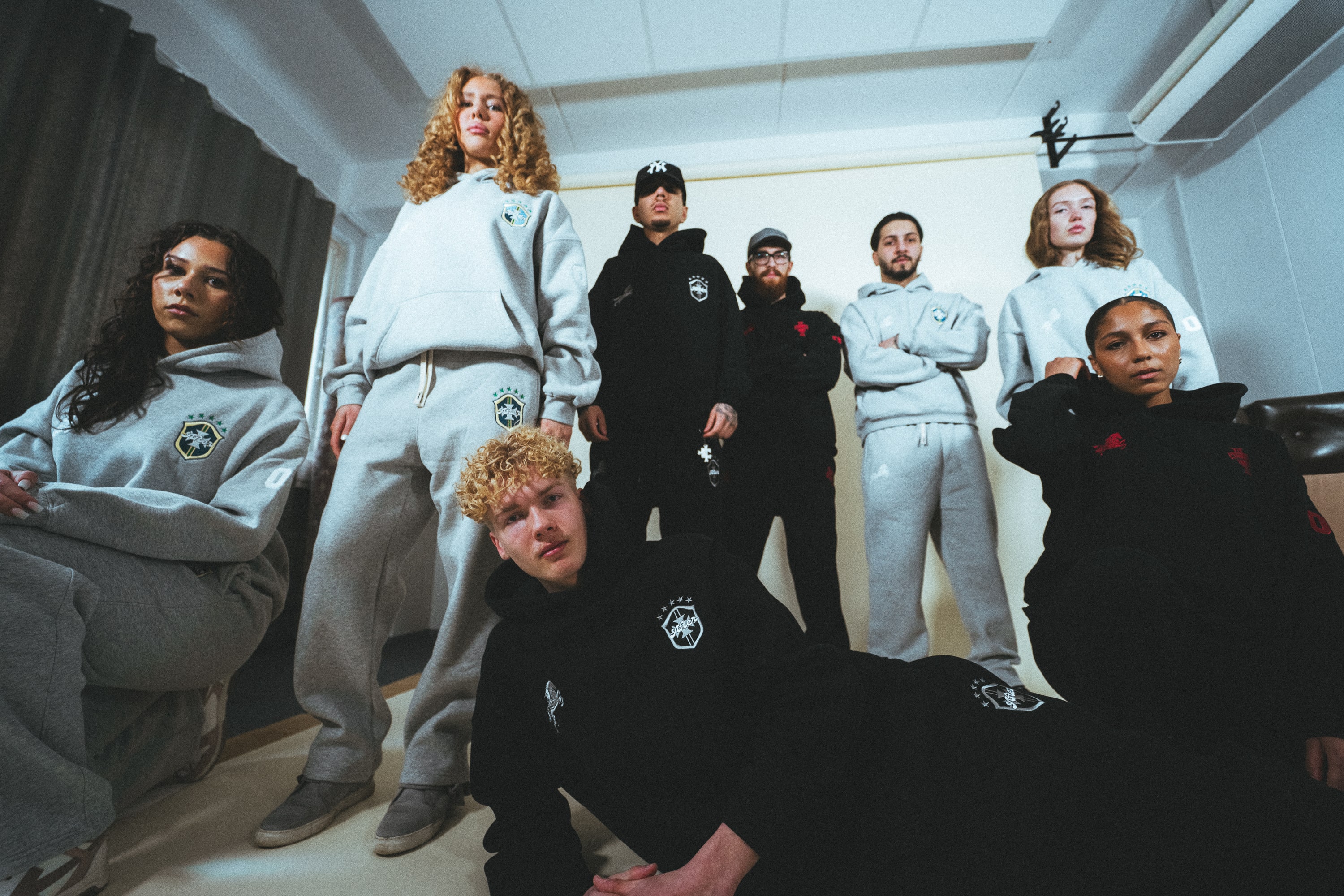 AFTERLYFE.EU | CURATED STREETWEAR