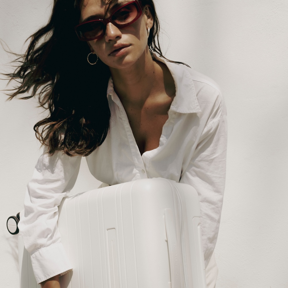 Smart Luggage & Premium Travel Accessories | Horizn Studios